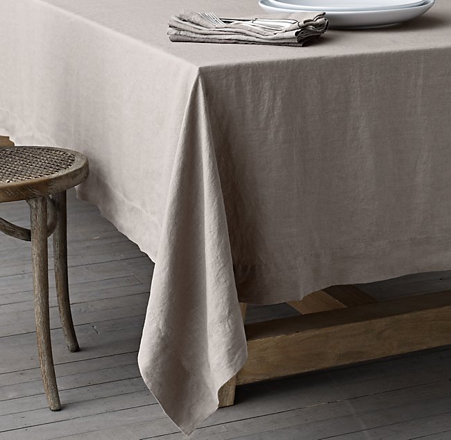Linen & Polyester Table Linens, Modern & Vintage Tablecloths For Sale